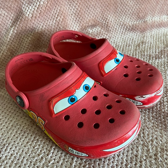 CROCS | Shoes | Disney Pixar Cars Kids Lightening Mcqueen Red Crocs Sz ...